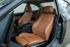 Black BMW 320 2010 in Kaunas, with an engine capacity of 2.00 L and mileage of 308 thousand km for 6150 €, photo 6 on AUTOMOTO.COM.LV