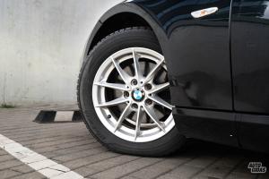 Black BMW 320 2010 in Kaunas, with an engine capacity of 2.00 L and mileage of 308 thousand km for 6150 €, photo 12 on AUTOMOTO.COM.LV