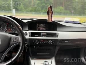 Melns BMW 320 2010 Rīga, ar dzinēja tilpumu 2.00 L un nobraukumu 340 tūkst. km par 6500 €, foto 10 vietnē AUTOMOTO.COM.LV