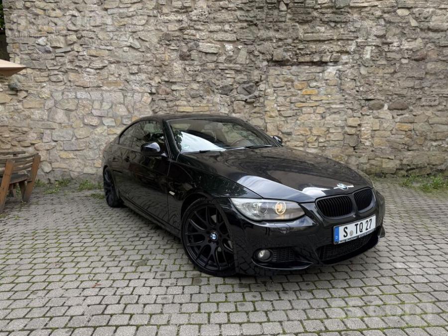 Melns BMW 320 2010 Cēsis, ar dzinēja tilpumu 2.00 L un nobraukumu 290 tūkst. km par 7850 €, foto 4 vietnē AUTOMOTO.COM.LV