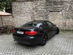Melns BMW 320 2010 Cēsis, ar dzinēja tilpumu 2.00 L un nobraukumu 290 tūkst. km par 7850 €, foto 5 vietnē AUTOMOTO.COM.LV