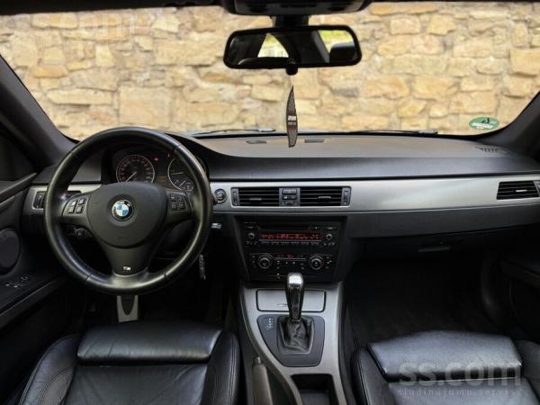 Black BMW 320 2010 in Cesis, with an engine capacity of 2.00 L and mileage of 290 thousand km for 7850 €, photo 8 on AUTOMOTO.COM.LV