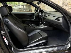 Melns BMW 320 2010 Cēsis, ar dzinēja tilpumu 2.00 L un nobraukumu 290 tūkst. km par 7850 €, foto 10 vietnē AUTOMOTO.COM.LV