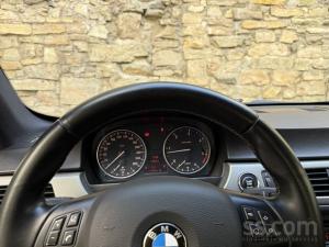 Melns BMW 320 2010 Cēsis, ar dzinēja tilpumu 2.00 L un nobraukumu 290 tūkst. km par 7850 €, foto 12 vietnē AUTOMOTO.COM.LV