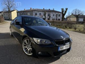 Melns BMW 320 2011 Liepāja, ar dzinēja tilpumu 2.00 L un nobraukumu 363 tūkst. km par 7295 €, foto 4 vietnē AUTOMOTO.COM.LV