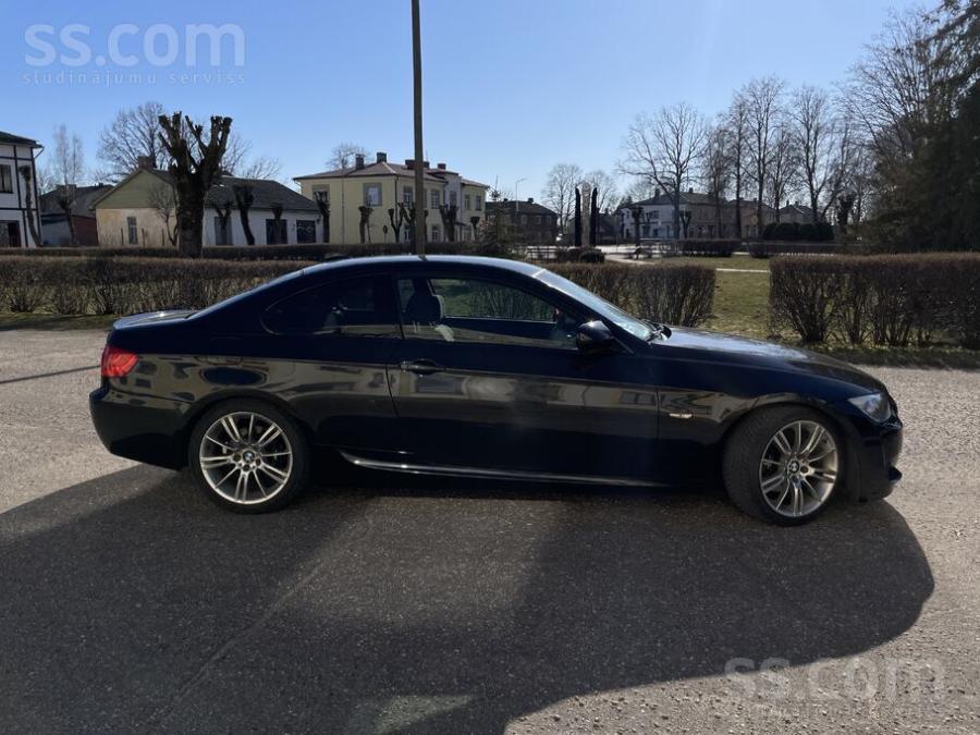 Melns BMW 320 2011 Liepāja, ar dzinēja tilpumu 2.00 L un nobraukumu 363 tūkst. km par 7295 €, foto 6 vietnē AUTOMOTO.COM.LV