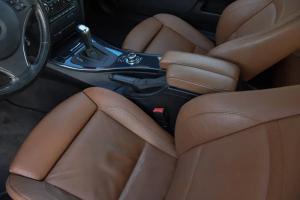 Black BMW 320 2011 in Marupe, with an engine capacity of 2.00 L and mileage of 320 thousand km for 7950 €, photo 11 on AUTOMOTO.COM.LV