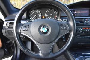 Black BMW 320 2011 in Marupe, with an engine capacity of 2.00 L and mileage of 320 thousand km for 7950 €, photo 15 on AUTOMOTO.COM.LV