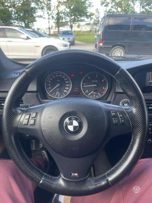 Black BMW 320 2011 in Plunge, with an engine capacity of 2.00 L and mileage of 287 thousand km for 8950 €, photo 14 on AUTOMOTO.COM.LV