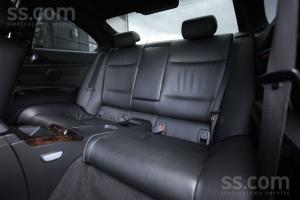 Black BMW 320 2012 in Jelgava, with an engine capacity of 2.00 L and mileage of 292 thousand km for 9500 €, photo 11 on AUTOMOTO.COM.LV