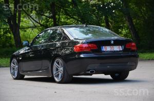 Melns BMW 320 2012 Rīga, ar dzinēja tilpumu 2.00 L un nobraukumu 271 tūkst. km par 8490 €, foto 8 vietnē AUTOMOTO.COM.LV