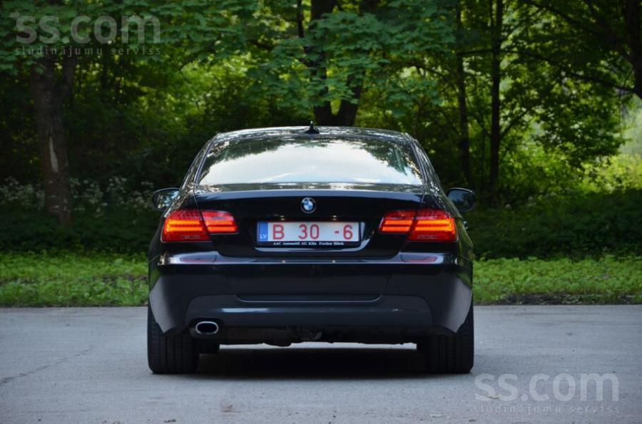 Melns BMW 320 2012 Rīga, ar dzinēja tilpumu 2.00 L un nobraukumu 271 tūkst. km par 8490 €, foto 10 vietnē AUTOMOTO.COM.LV