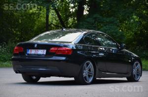 Melns BMW 320 2012 Rīga, ar dzinēja tilpumu 2.00 L un nobraukumu 271 tūkst. km par 8490 €, foto 11 vietnē AUTOMOTO.COM.LV