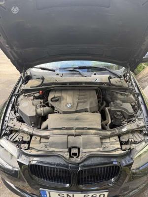 Black BMW 320 2012 in Vilnius, with an engine capacity of 2.00 L and mileage of 296 thousand km for 7000 €, photo 18 on AUTOMOTO.COM.LV