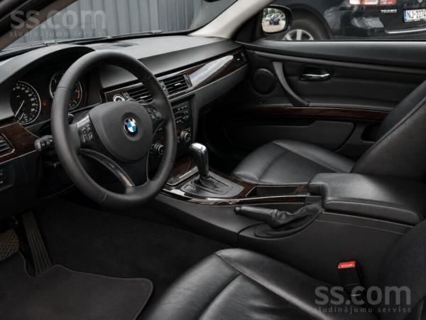 Melns BMW 320 2012 Rīga, ar dzinēja tilpumu 2.00 L un nobraukumu 369 tūkst. km par 7350 €, foto 10 vietnē AUTOMOTO.COM.LV