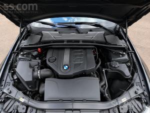 Black BMW 320 2012 in Riga, with an engine capacity of 2.00 L and mileage of 369 thousand km for 7350 €, photo 24 on AUTOMOTO.COM.LV
