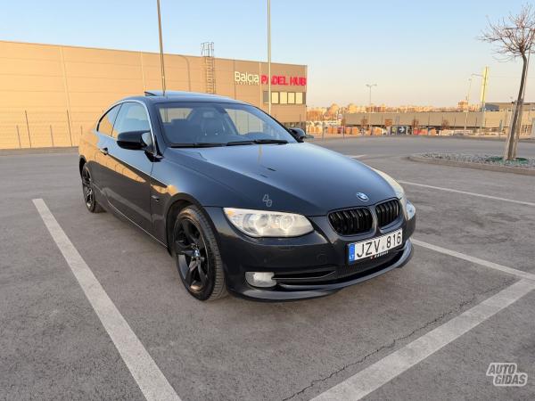 Melns BMW 320 2013 Kauņa, ar dzinēja tilpumu 2.00 L un nobraukumu 357 tūkst. km par 7000 €, foto 2 vietnē AUTOMOTO.COM.LV