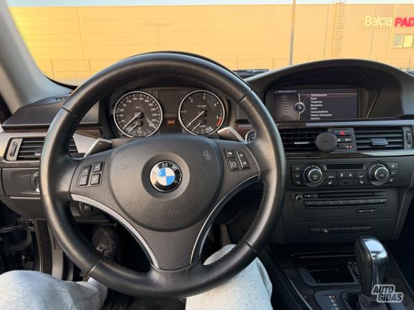 Melns BMW 320 2013 Kauņa, ar dzinēja tilpumu 2.00 L un nobraukumu 357 tūkst. km par 7000 €, foto 10 vietnē AUTOMOTO.COM.LV