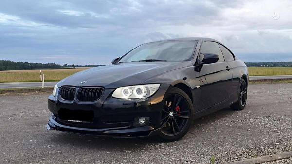 Black BMW 320 2013 in Rokiskis, with an engine capacity of 2.00 L and mileage of 283 thousand km for 6950 €, photo 1 on AUTOMOTO.COM.LV
