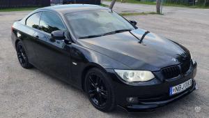 Black BMW 320 2013 in Rokiskis, with an engine capacity of 2.00 L and mileage of 283 thousand km for 6950 €, photo 3 on AUTOMOTO.COM.LV