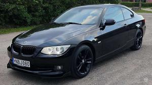 Black BMW 320 2013 in Rokiskis, with an engine capacity of 2.00 L and mileage of 283 thousand km for 6950 €, photo 5 on AUTOMOTO.COM.LV