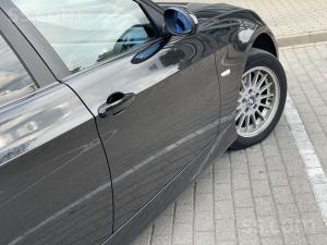 Melns BMW 320 2008 Jūrmala, ar dzinēja tilpumu 2.00 L un nobraukumu 0 tūkst. km par 3650 €, foto 3 vietnē AUTOMOTO.COM.LV
