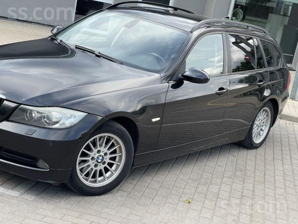 Black BMW 320 2008 in Jurmala, with an engine capacity of 2.00 L and mileage of 0 thousand km for 3650 €, photo 7 on AUTOMOTO.COM.LV
