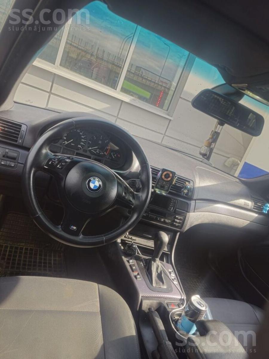 Melns BMW 320 2002 Rīga, ar dzinēja tilpumu 3.00 L un nobraukumu 347 tūkst. km par 2100 €, foto 6 vietnē AUTOMOTO.COM.LV