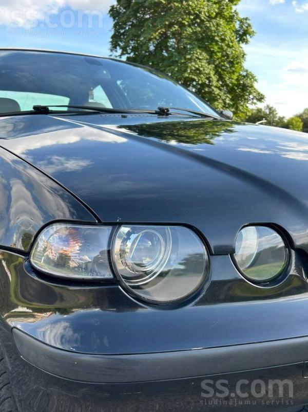 Black BMW 320 2002 in Riga, with an engine capacity of 2.00 L and mileage of 222 thousand km for 3000 €, photo 6 on AUTOMOTO.COM.LV