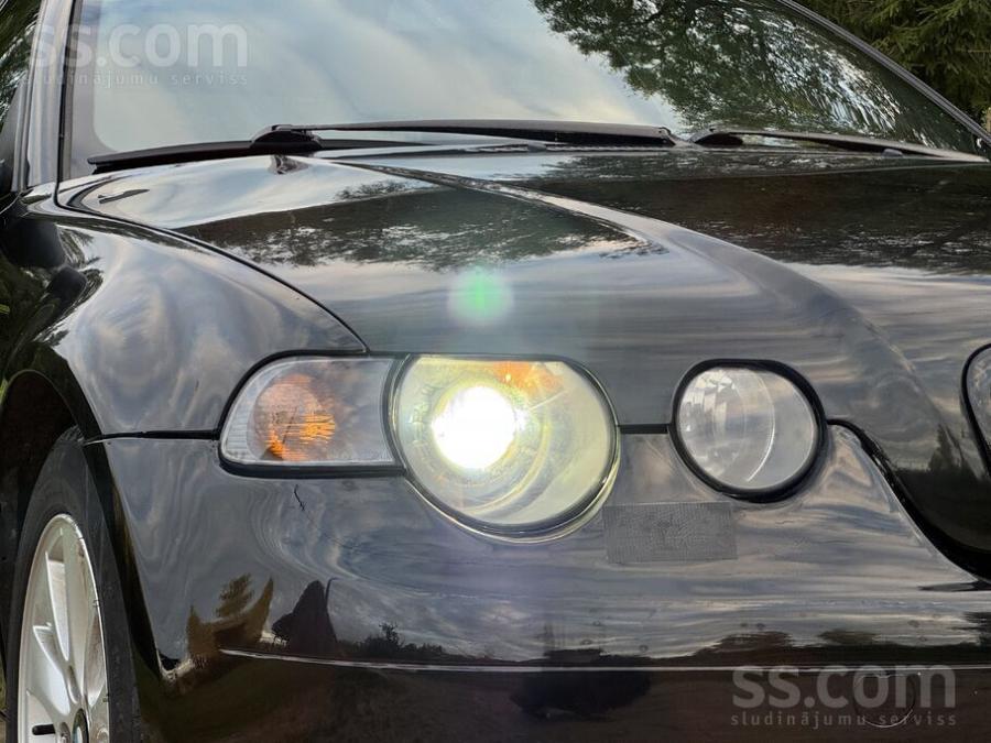 Melns BMW 320 2002 Alūksne, ar dzinēja tilpumu 2.00 L un nobraukumu 293 tūkst. km par 2300 €, foto 10 vietnē AUTOMOTO.COM.LV