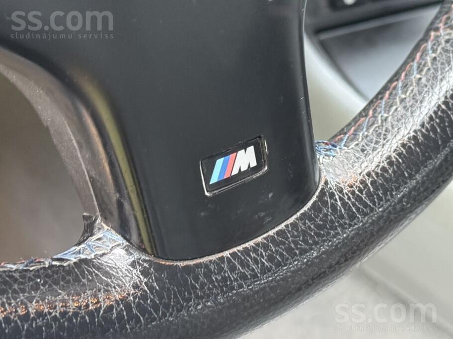 Melns BMW 320 2002 Alūksne, ar dzinēja tilpumu 2.00 L un nobraukumu 293 tūkst. km par 2300 €, foto 12 vietnē AUTOMOTO.COM.LV