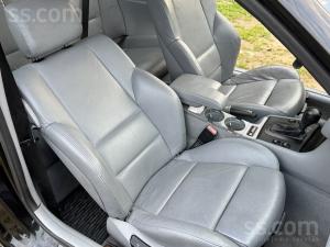 Melns BMW 320 2002 Alūksne, ar dzinēja tilpumu 2.00 L un nobraukumu 293 tūkst. km par 2300 €, foto 14 vietnē AUTOMOTO.COM.LV
