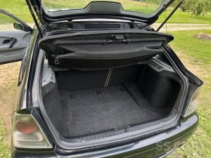 Melns BMW 320 2002 Alūksne, ar dzinēja tilpumu 2.00 L un nobraukumu 293 tūkst. km par 2300 €, foto 18 vietnē AUTOMOTO.COM.LV