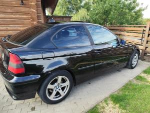 Melns BMW 320 2002 Pakruojis, ar dzinēja tilpumu 2.00 L un nobraukumu 295 tūkst. km par 2000 €, foto 3 vietnē AUTOMOTO.COM.LV
