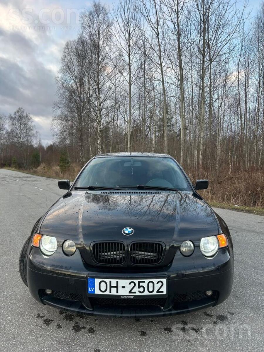 Melns BMW 320 2003 Tukums, ar dzinēja tilpumu 2.00 L un nobraukumu 385 tūkst. km par 2480 €, foto 4 vietnē AUTOMOTO.COM.LV