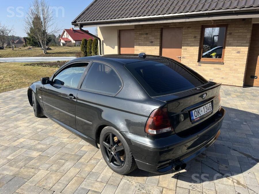 Melns BMW 320 2003 Tukums, ar dzinēja tilpumu 2.00 L un nobraukumu 318 tūkst. km par 1950 €, foto 3 vietnē AUTOMOTO.COM.LV