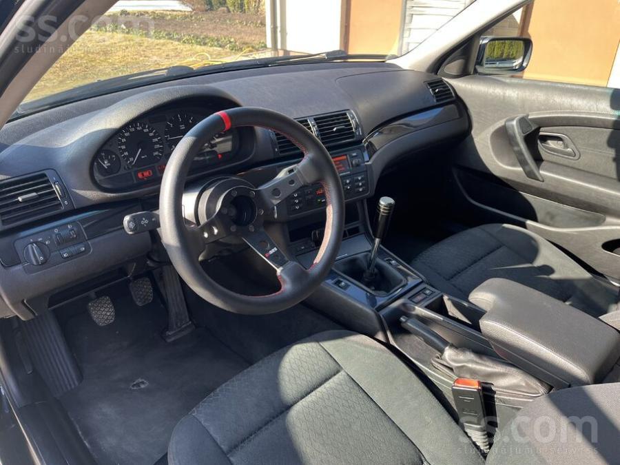 Melns BMW 320 2003 Tukums, ar dzinēja tilpumu 2.00 L un nobraukumu 318 tūkst. km par 1950 €, foto 5 vietnē AUTOMOTO.COM.LV