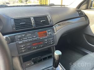 Melns BMW 320 2003 Tukums, ar dzinēja tilpumu 2.00 L un nobraukumu 318 tūkst. km par 1950 €, foto 6 vietnē AUTOMOTO.COM.LV