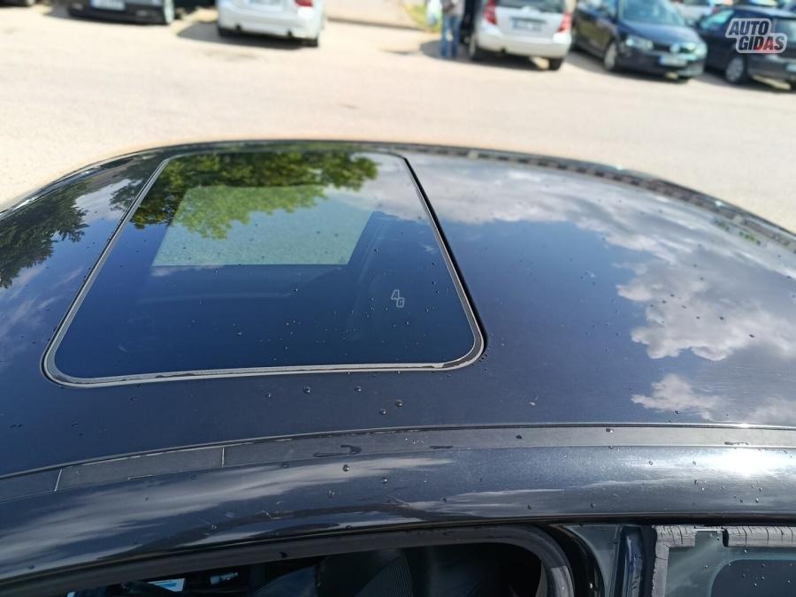 Black BMW 320 2003 in Jonava, with an engine capacity of 2.00 L and mileage of 306 thousand km for 1300 €, photo 1 on AUTOMOTO.COM.LV