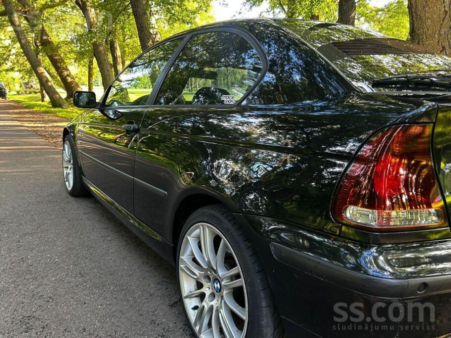 Melns BMW 320 2004 Liepāja, ar dzinēja tilpumu 2.00 L un nobraukumu 358 tūkst. km par 2200 €, foto 8 vietnē AUTOMOTO.COM.LV