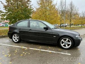 Black BMW 320 2004 in Riga, with an engine capacity of 2.00 L and mileage of 292 thousand km for 2000 €, photo 3 on AUTOMOTO.COM.LV