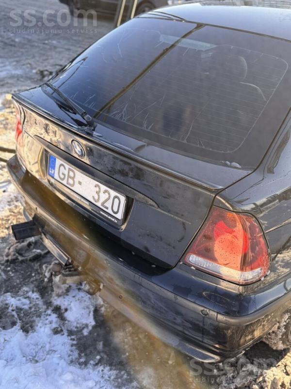 Melns BMW 320 2004 Rīga, ar dzinēja tilpumu 2.00 L un nobraukumu 378 tūkst. km par 2195 €, foto 2 vietnē AUTOMOTO.COM.LV