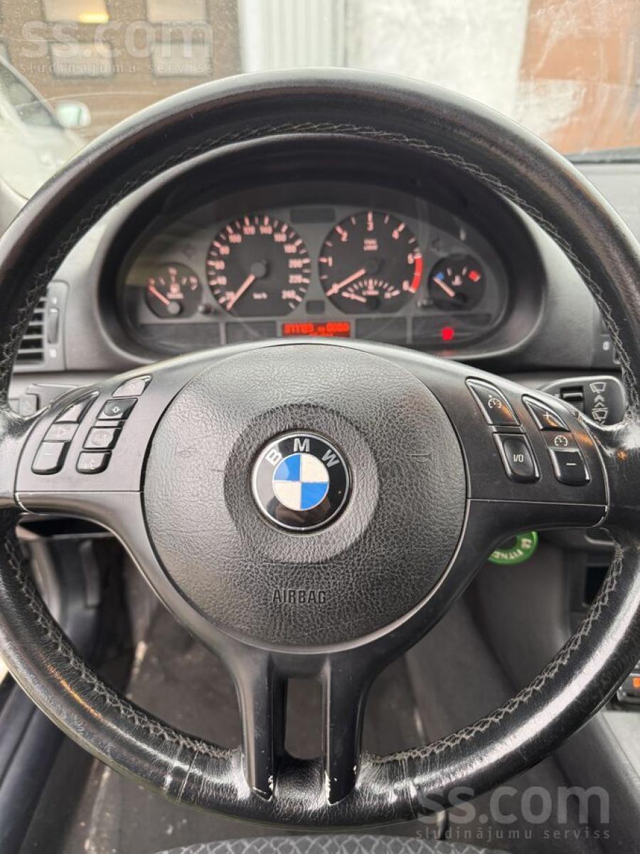 Black BMW 320 2004 in Riga, with an engine capacity of 2.00 L and mileage of 378 thousand km for 2195 €, photo 11 on AUTOMOTO.COM.LV