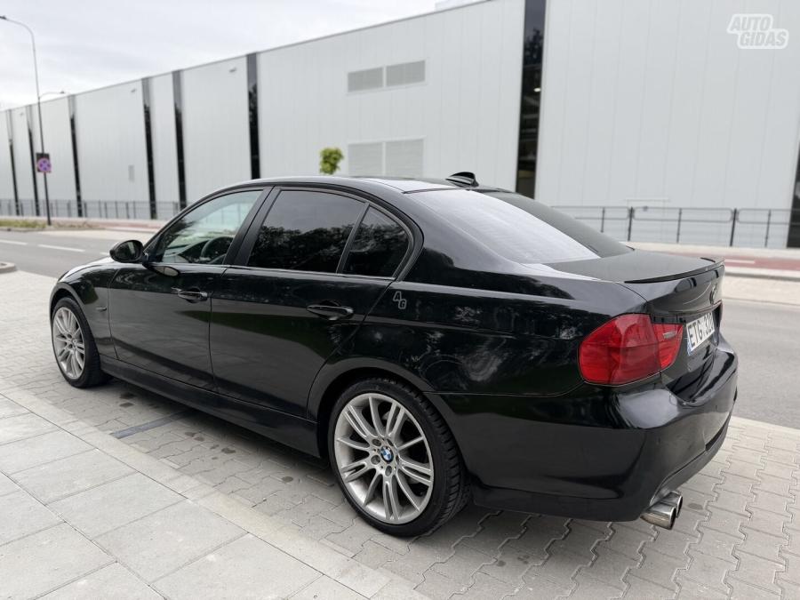 Melns BMW 320 2005 Viļņa, ar dzinēja tilpumu 2.00 L un nobraukumu 420 tūkst. km par 3450 €, foto 23 vietnē AUTOMOTO.COM.LV