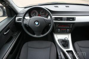 Melns BMW 320 2010 Rīga, ar dzinēja tilpumu 2.00 L un nobraukumu 212 tūkst. km par 2200 €, foto 23 vietnē AUTOMOTO.COM.LV