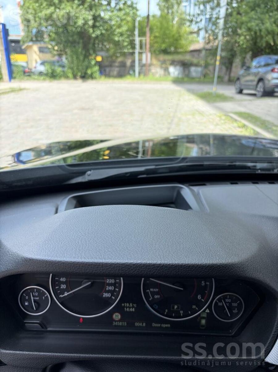 Melns BMW 320 2014 Rīga, ar dzinēja tilpumu 2.00 L un nobraukumu 346 tūkst. km par 14550 €, foto 16 vietnē AUTOMOTO.COM.LV