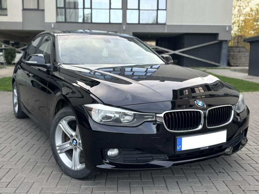 Black BMW 320 2014 in Kaunas, with an engine capacity of 2.00 L and mileage of 250 thousand km for 6500 €, photo 3 on AUTOMOTO.COM.LV
