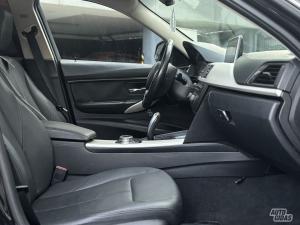 Black BMW 320 2014 in Kaunas, with an engine capacity of 2.00 L and mileage of 250 thousand km for 6500 €, photo 19 on AUTOMOTO.COM.LV