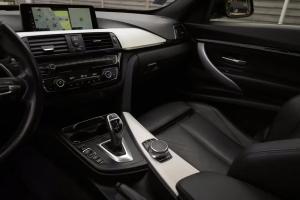 Black BMW 320 2017 in Jelgava, with an engine capacity of 2.00 L and mileage of 250 thousand km for 17300 €, photo 13 on AUTOMOTO.COM.LV