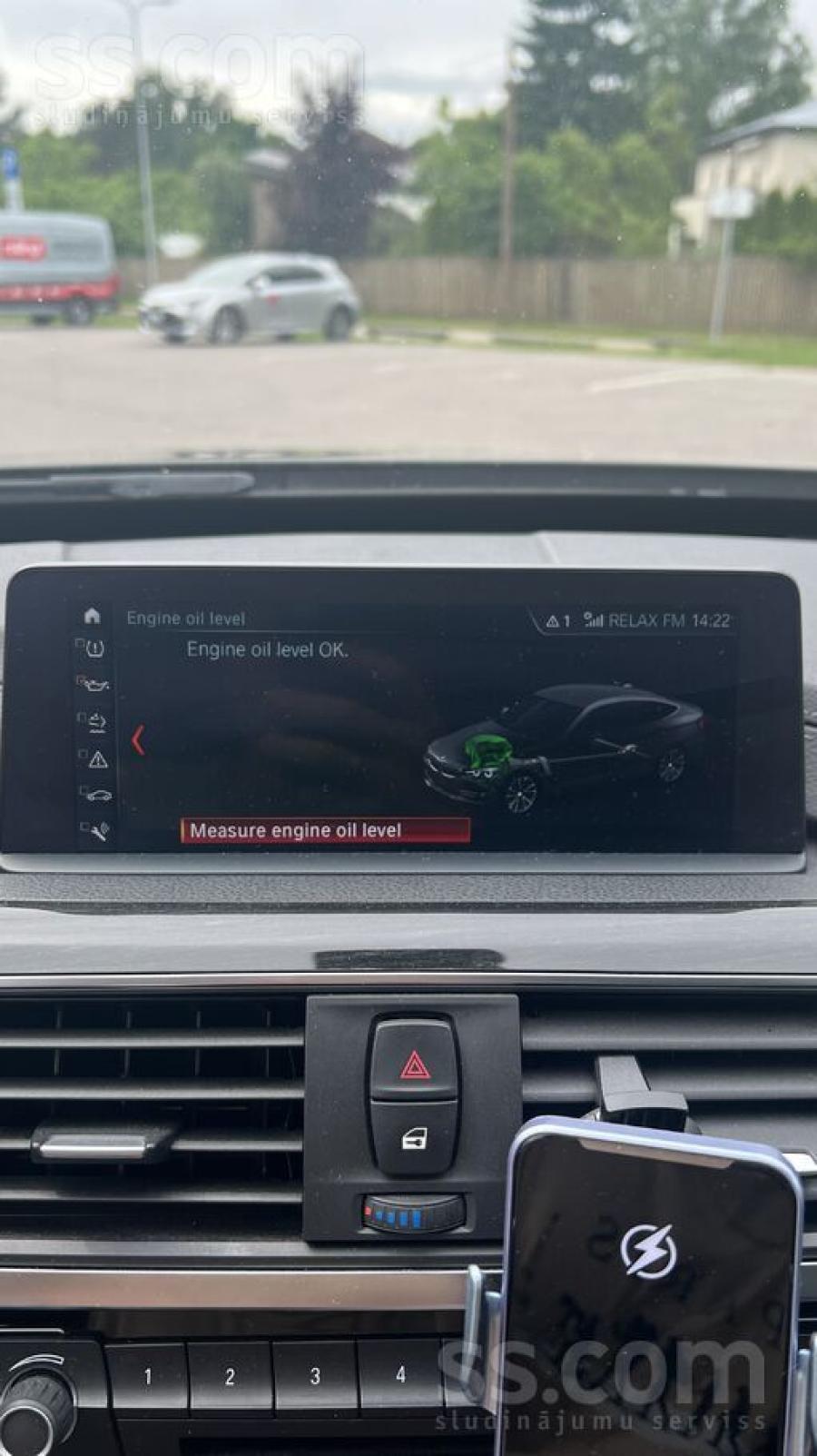 Melns BMW 320 2018 Rīga, ar dzinēja tilpumu 2.00 L un nobraukumu 109 tūkst. km par 17200 €, foto 20 vietnē AUTOMOTO.COM.LV
